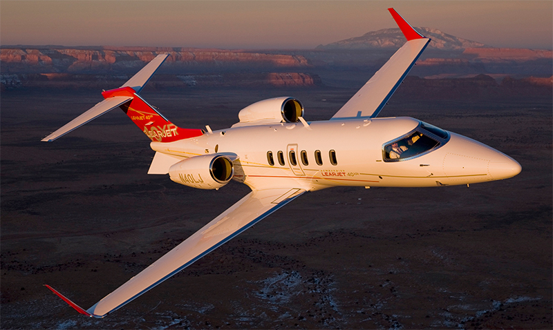 Learjet 40